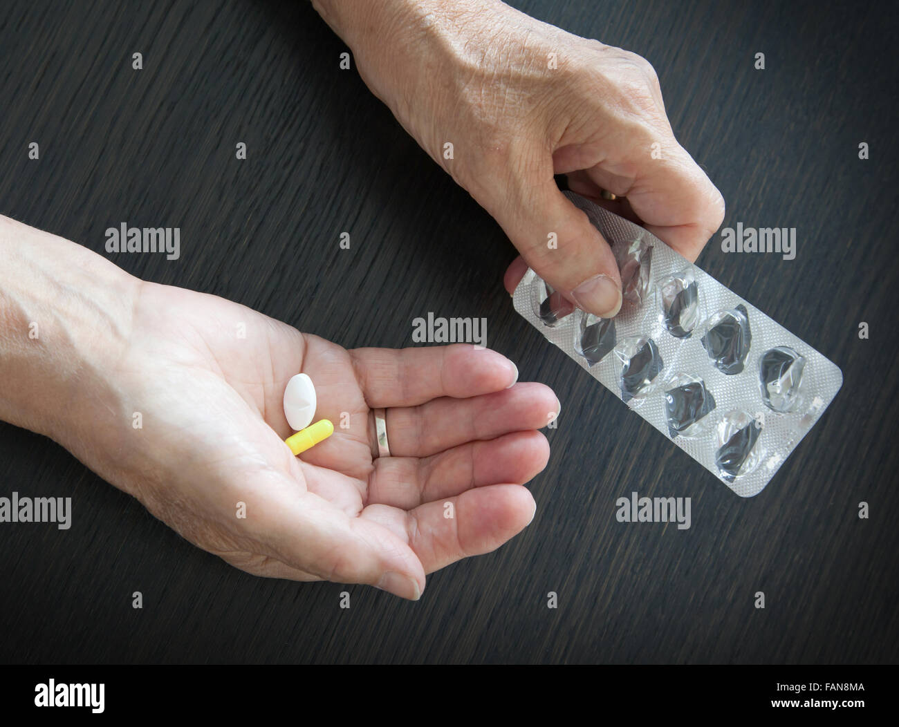 Medication instruction sheet hi-res stock photography and images - Alamy
