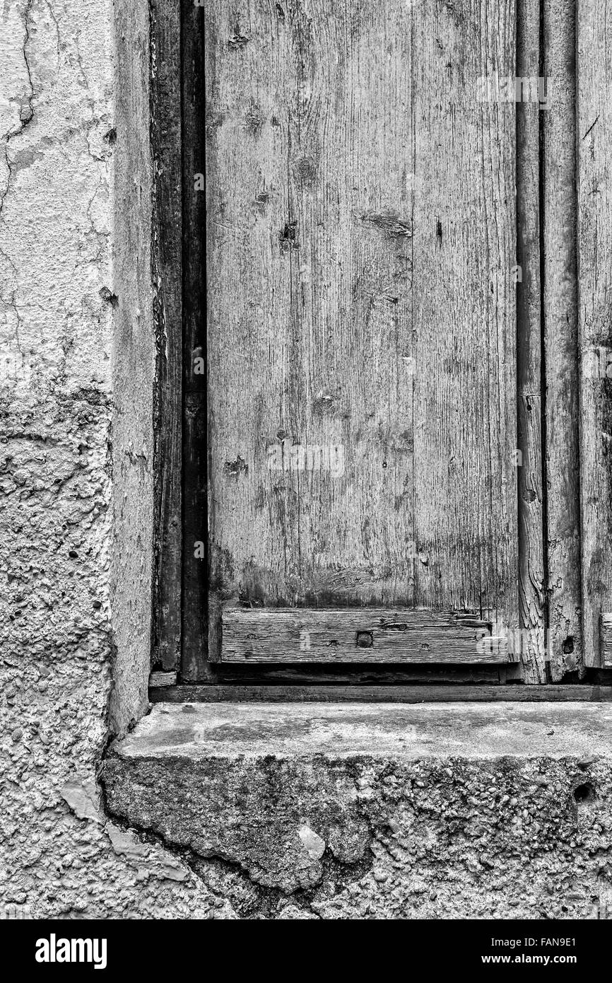rustic window in hill town of Corniglia, Italy Stock Photo - Alamy