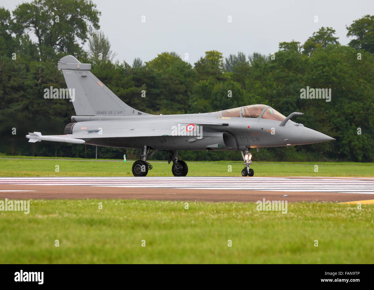 Dassault rafale fighter aircraft hi-res stock photography and images ...