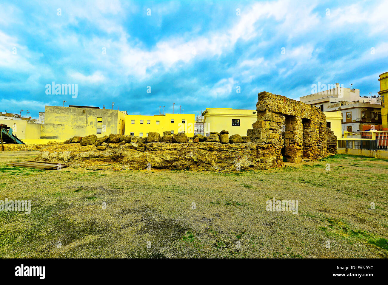 Cadiz Spain ancient Roman historic theatre wall Stock Photo - Alamy