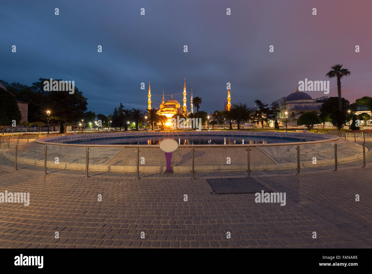 Sultanahmet Blue Mosque at night, Istanbul, Turkey Stock Photo - Alamy