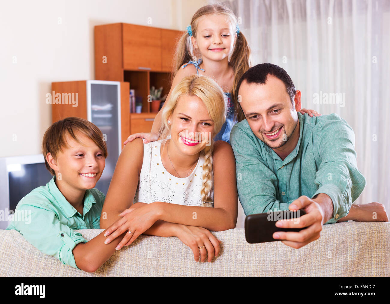 Middle class family hi-res stock photography and images - Alamy