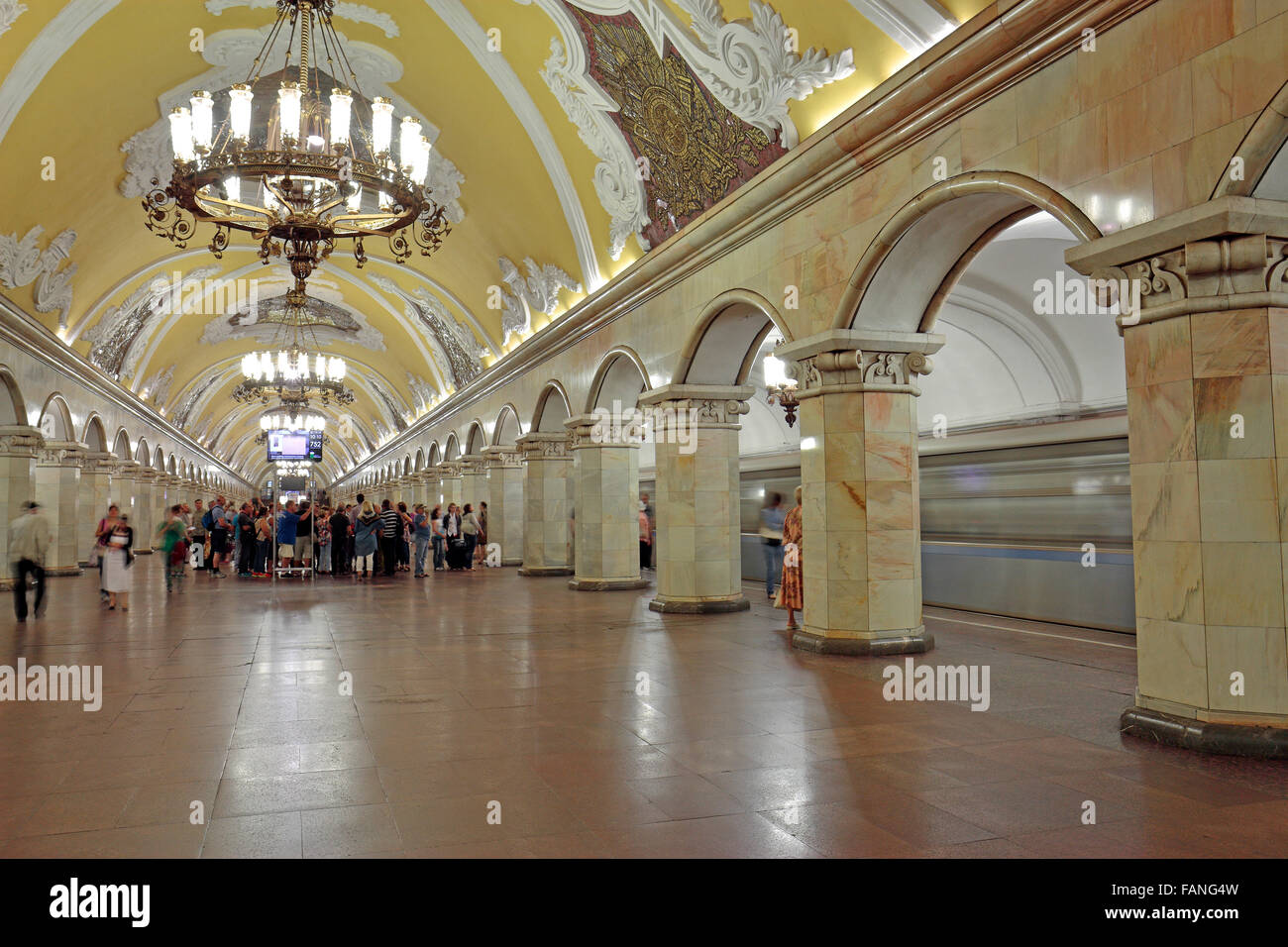 A train arrivesat the Komsomolskaya station on the Moscow Metro, Moscow ...