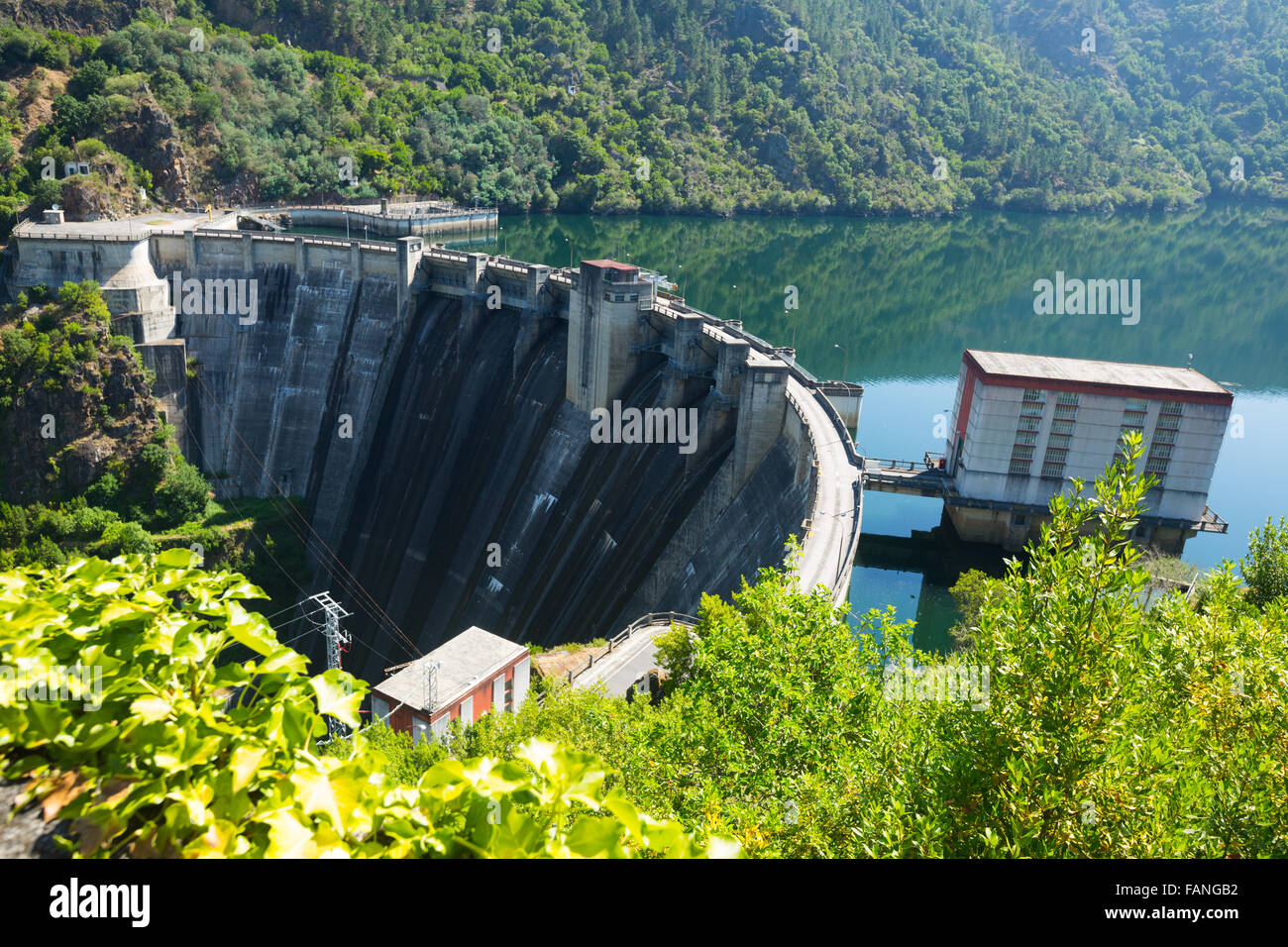 dam of water power plant on Sil river. Galicia, Spain Stock Photo - Alamy