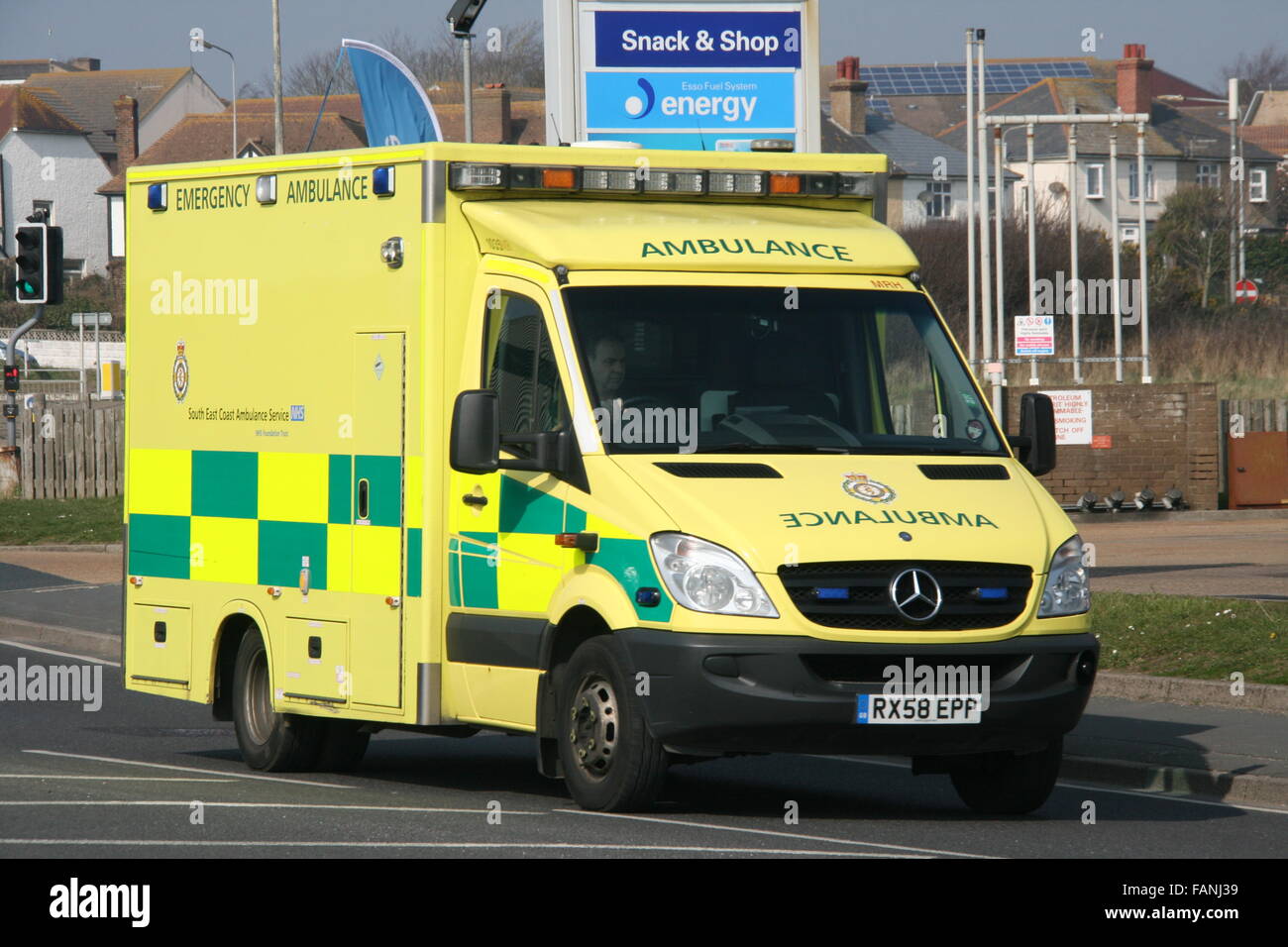 Mercedes benz ambulance hi-res stock photography and images - Alamy