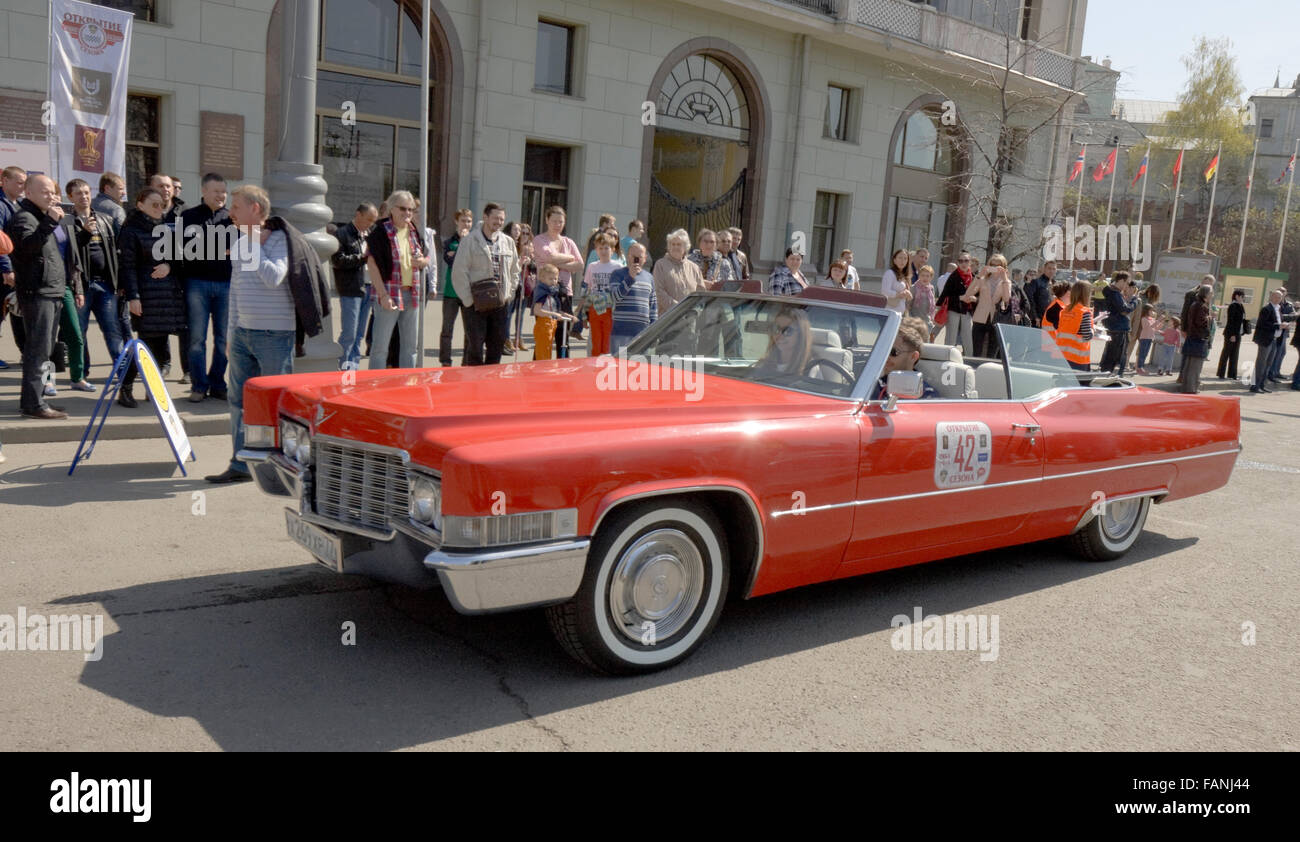 MOSCOW - APRIL 27, 2014: retro car cadilac of 1969 year on rally of ...