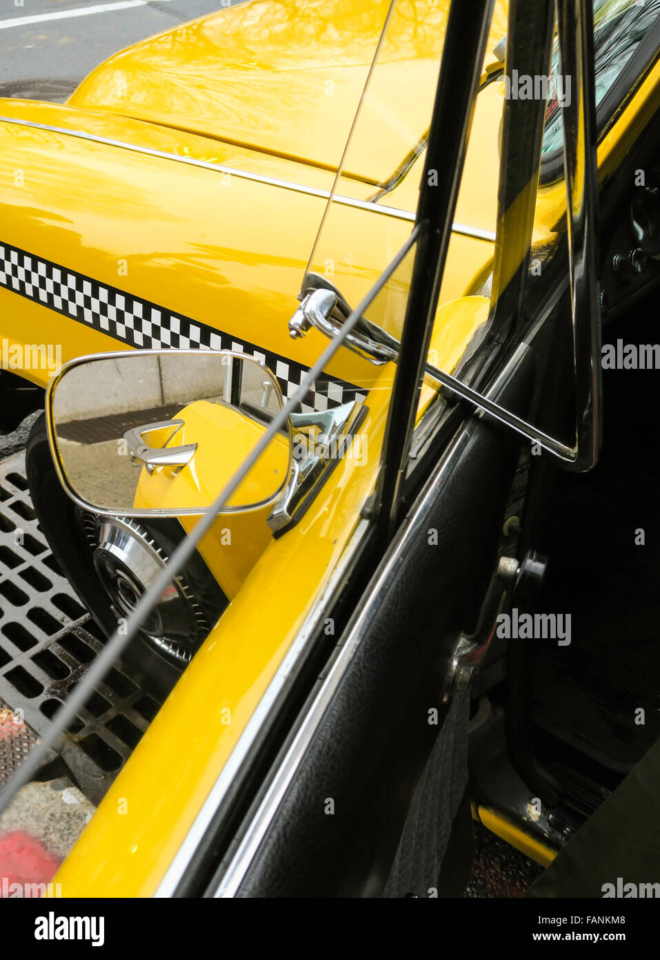 Vintage New York City Checker Taxi Cab Stock Photo - Alamy