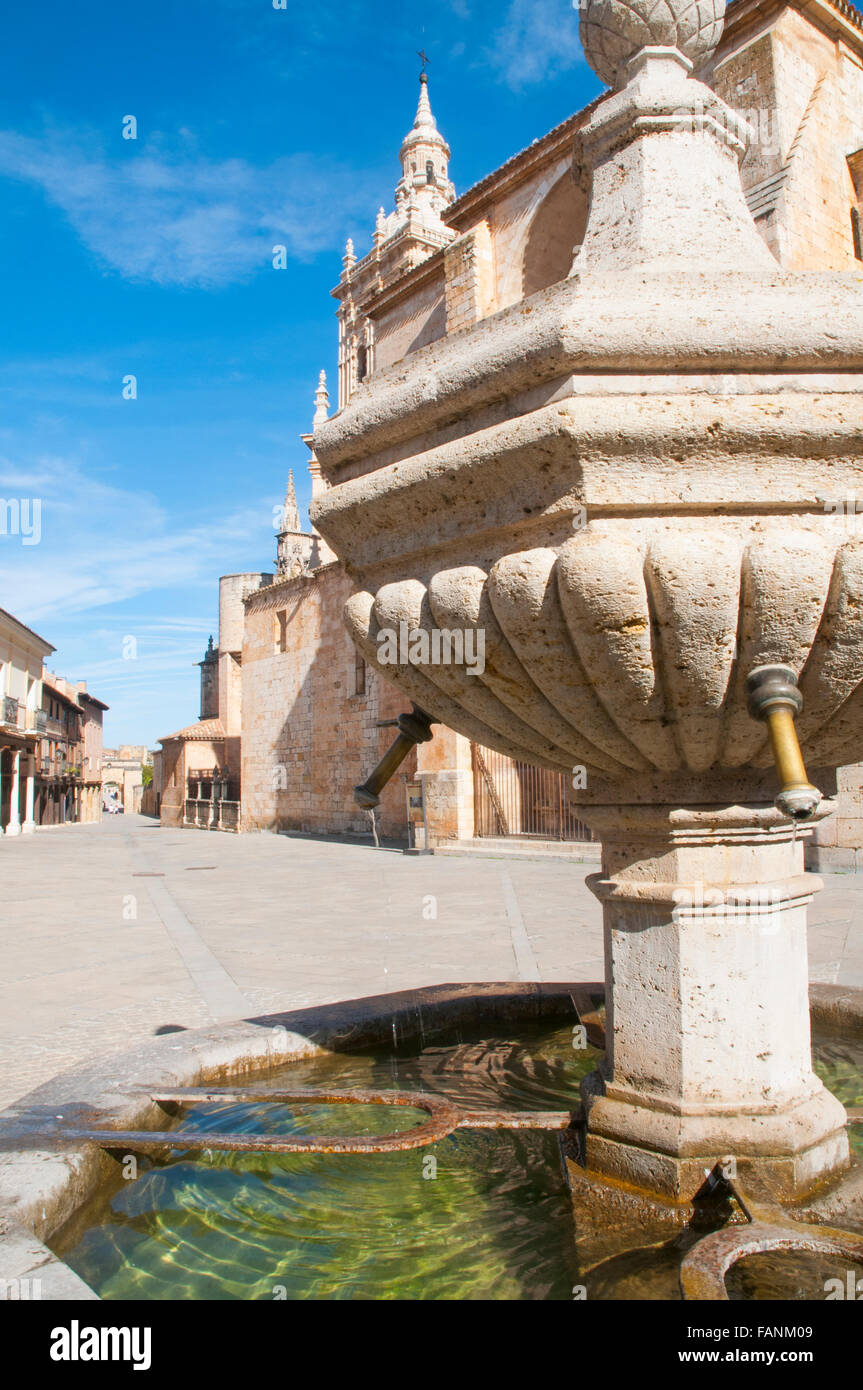 Catedral de burgo de osma hi-res stock photography and images - Alamy