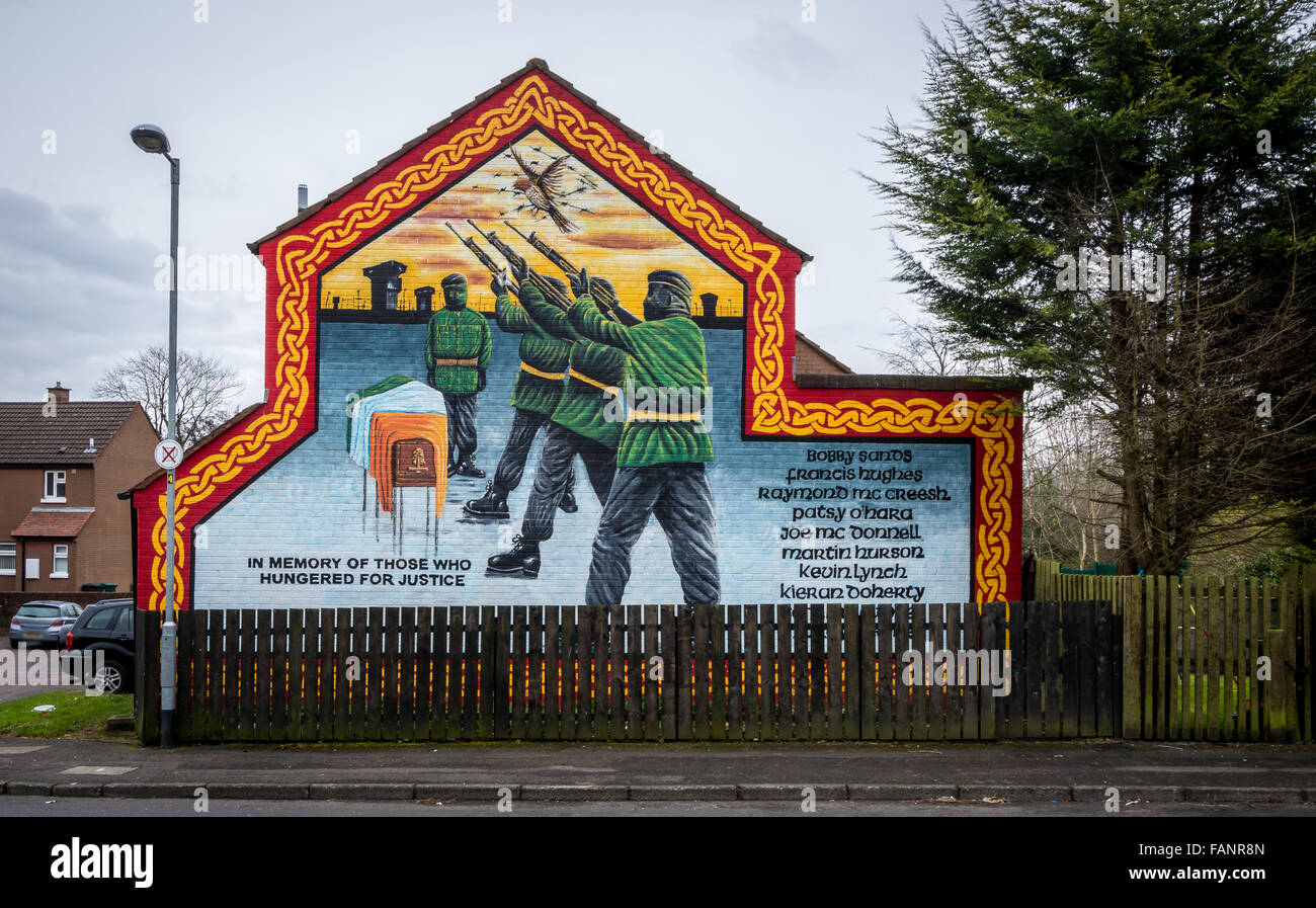Irish Republican Mural dedicated to 10 Hunger Strikers who died in 1981 ...