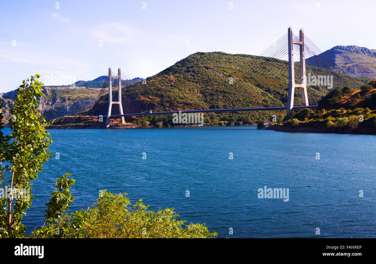 Cable-stayed bridge over reservoir. Leon Stock Photo - Alamy