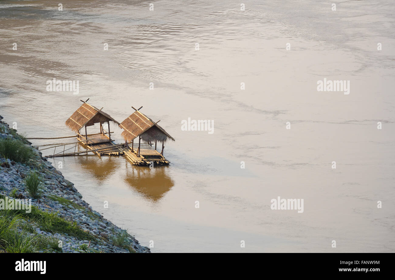 Raft bamboo water transport hi-res stock photography and images - Alamy