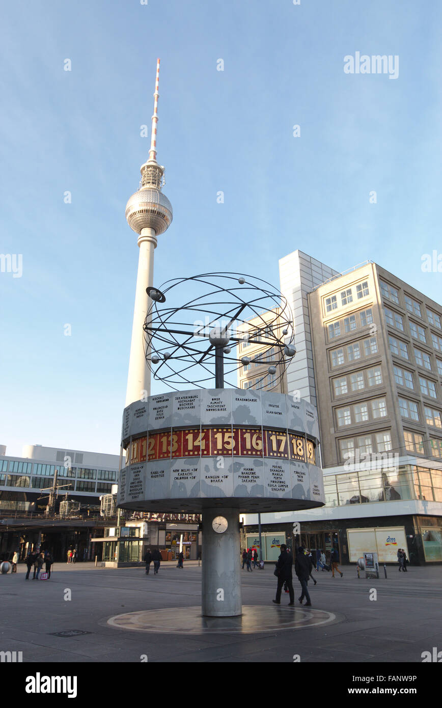 World time clock hi-res stock photography and images - Alamy