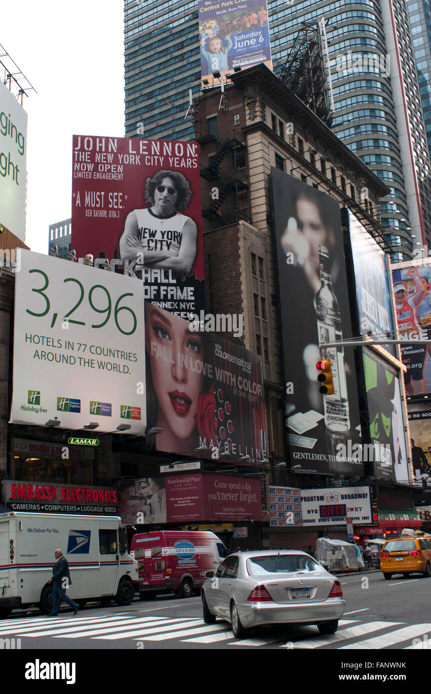 USA New York NYC Manhattan Times Square at the junction of 7th Avenue ...