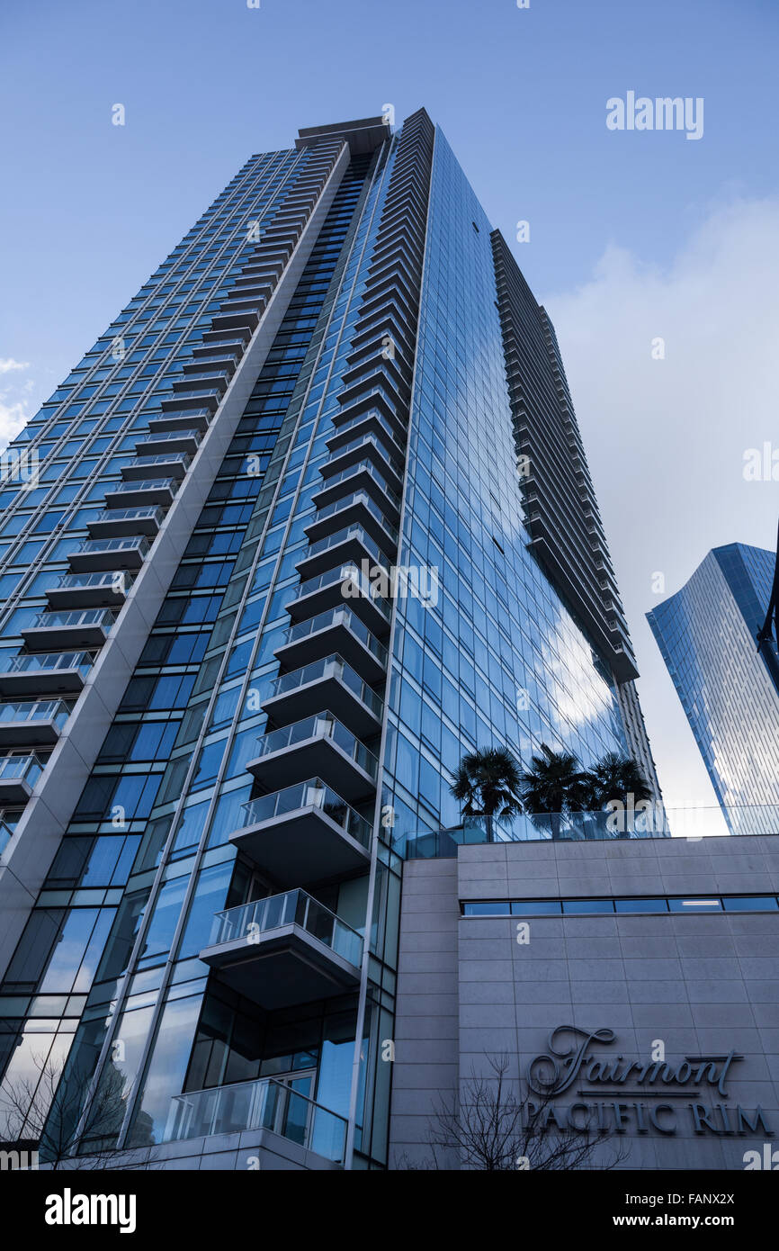 Pacific Rim hotel building in downtown Vancouver, Canada Stock Photo ...