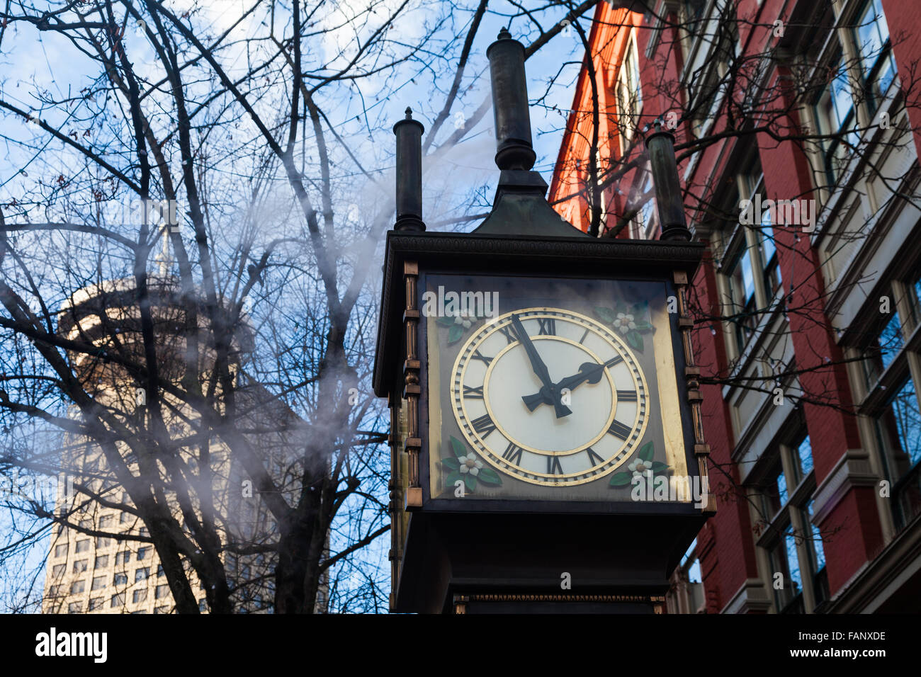 Steam powered clock in the Gastown district of Vancouver, Canada Stock ...