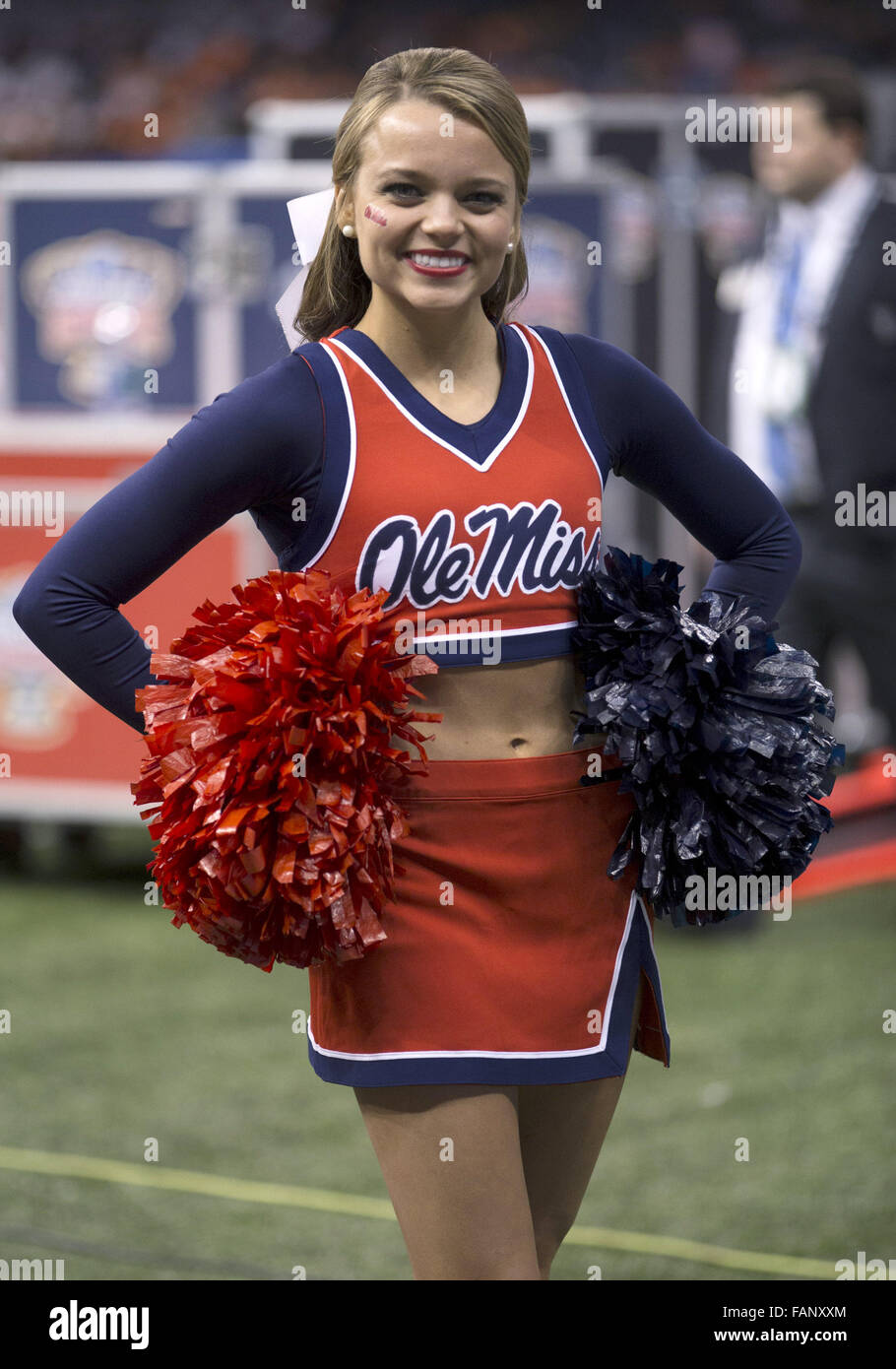 Ole miss cheerleaders hi-res stock photography and images - Alamy