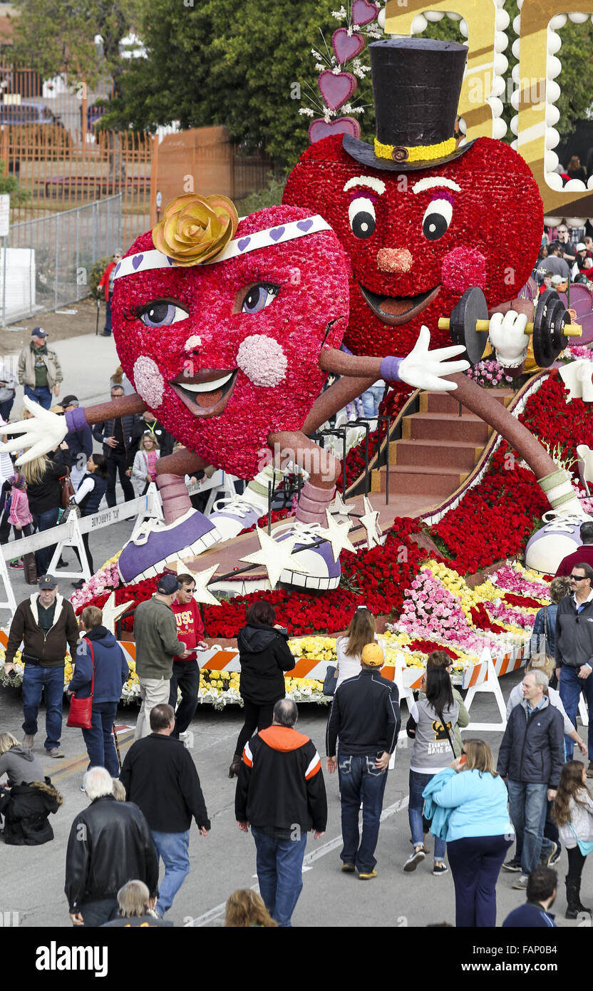 Los Angeles, California, USA. 2nd Jan, 2016. Thousands floats viewers ...