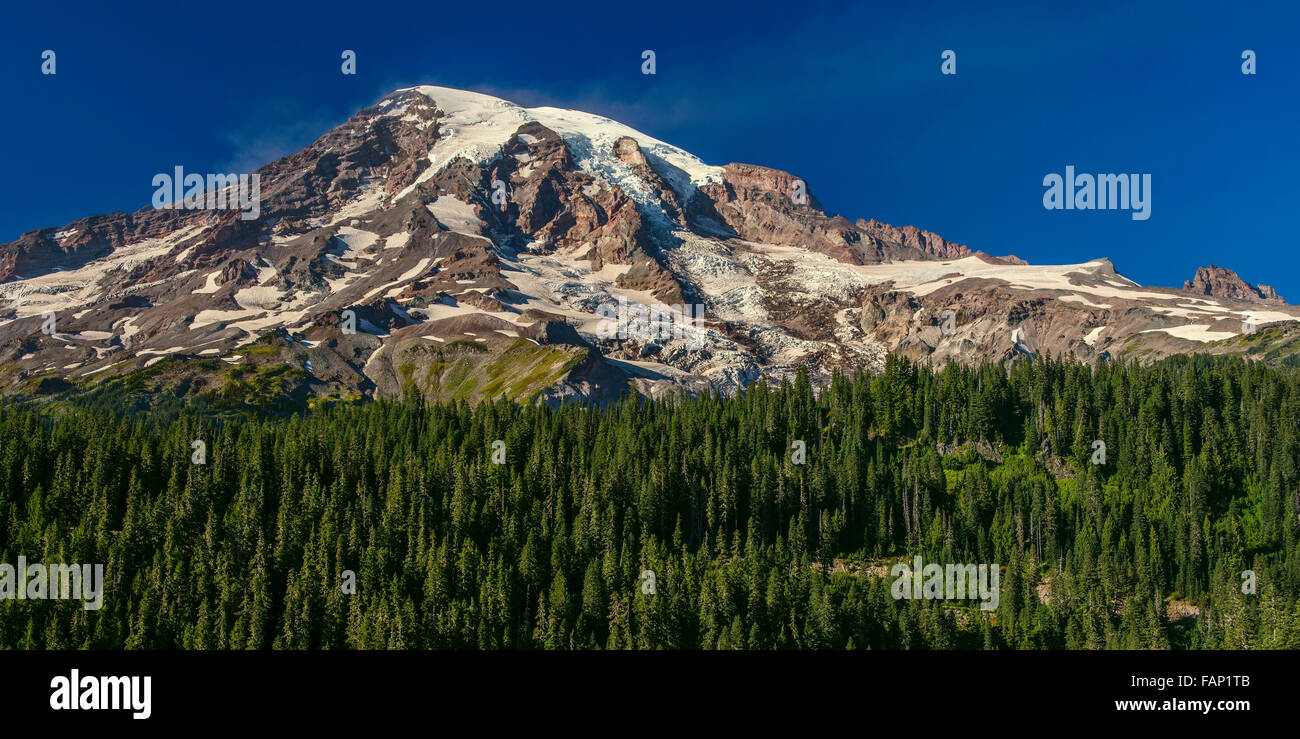 Mount Rainier during fall in the Paradise area of Mount Rainier ...