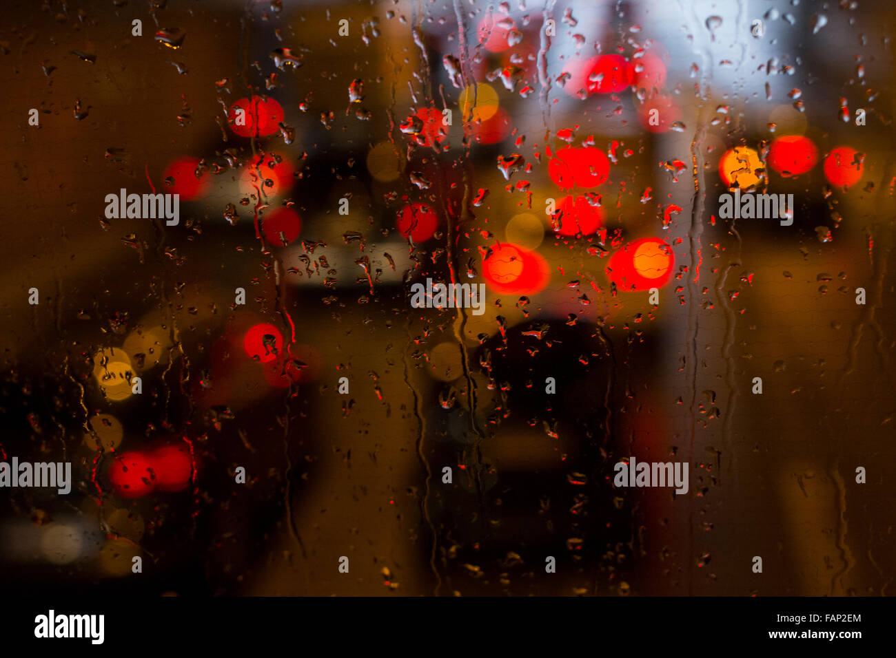 Paris traffic lights hi-res stock photography and images - Alamy