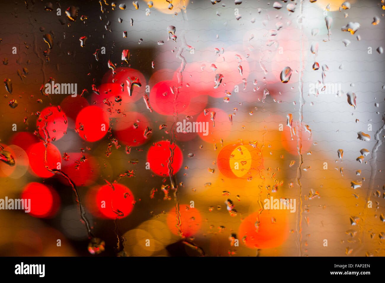 Paris traffic lights hi-res stock photography and images - Alamy