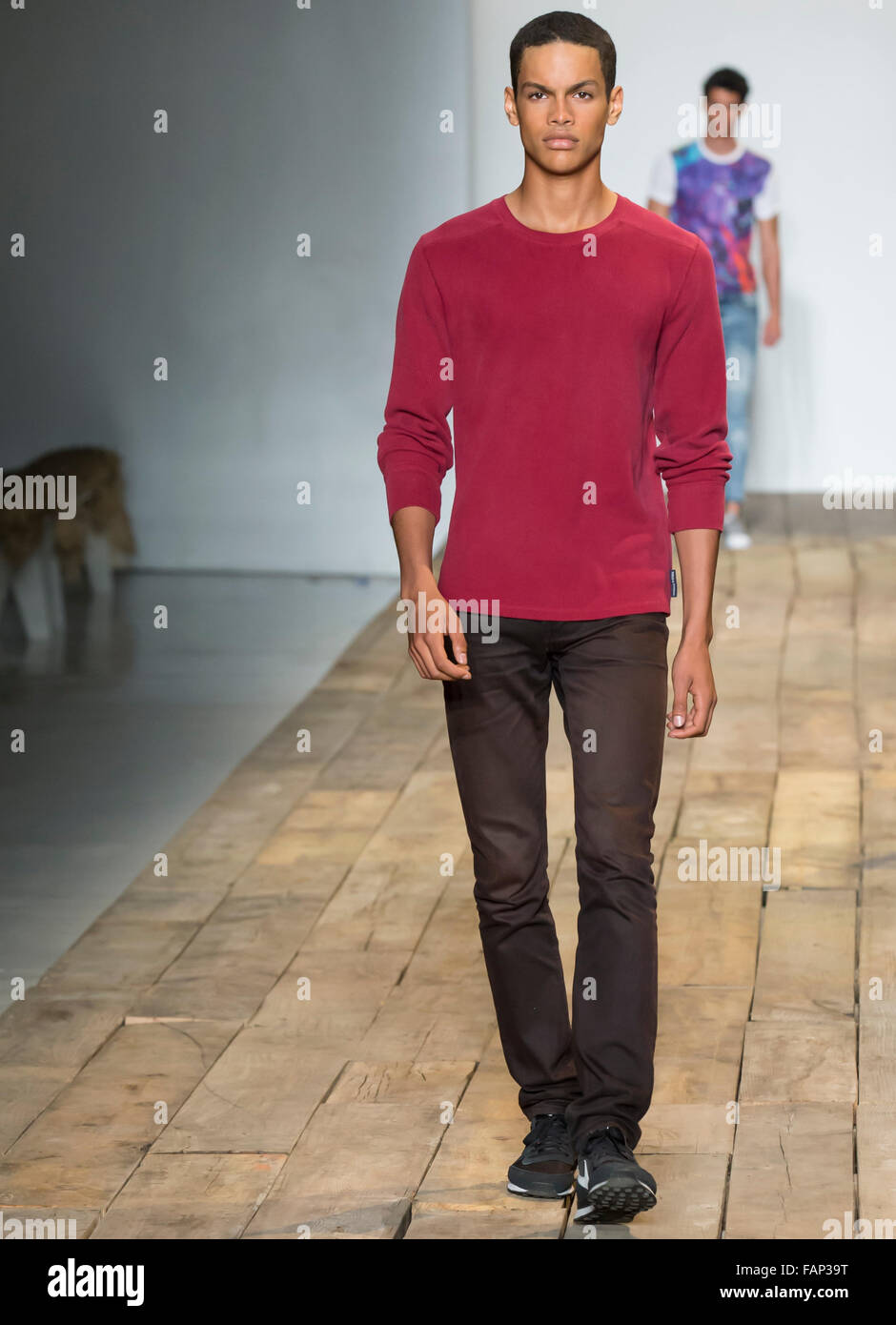 NEW YORK, NY - JULY 15, 2015: Noa Thomas walks the runway during ...