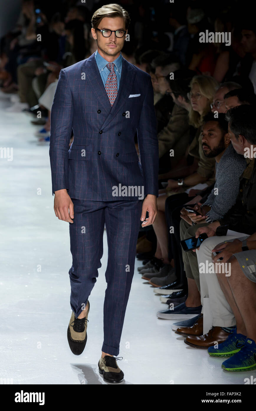NEW YORK, NY - JULY 15, 2015: Leo Vlasic Klasan walks at Michael ...