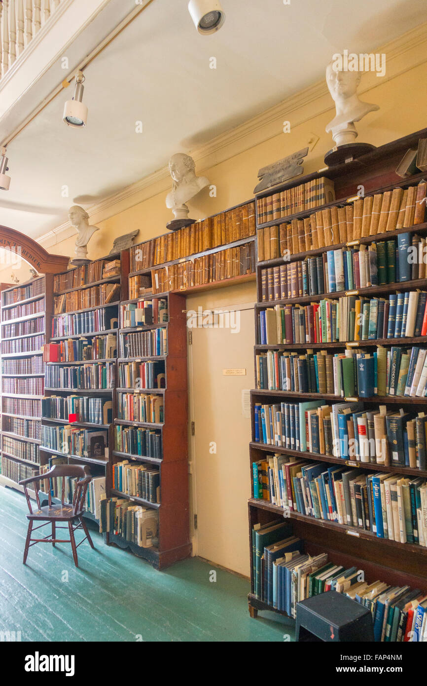 Portsmouth Library High Resolution Stock Photography and Images - Alamy