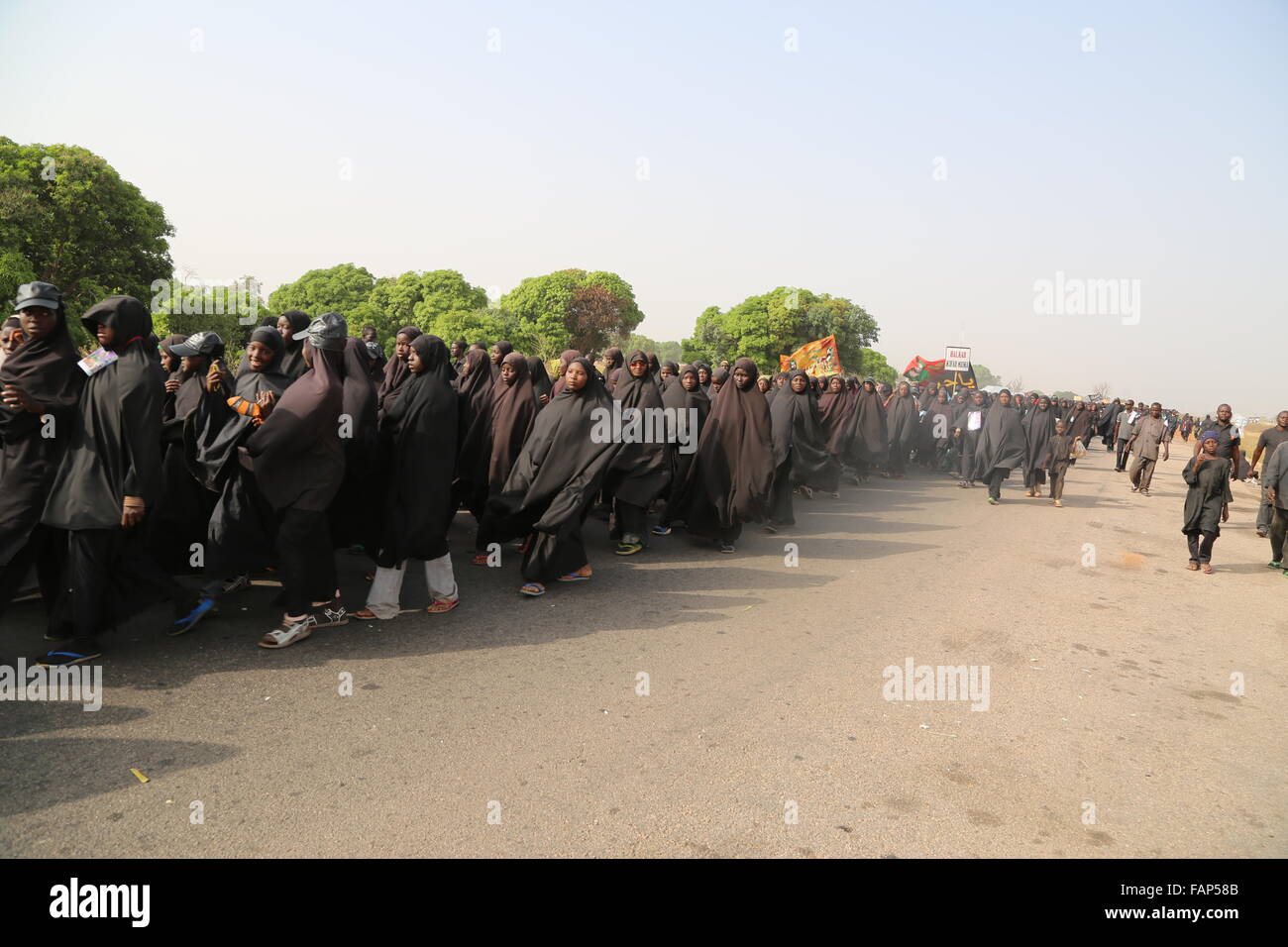 Nigerian Shiites marching at Kaduna road Stock Photo - Alamy
