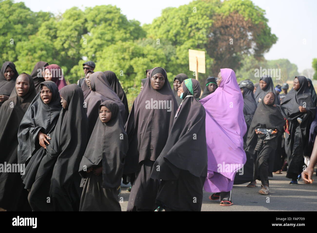 Nigerian Shiites marching at Kaduna road Stock Photo - Alamy