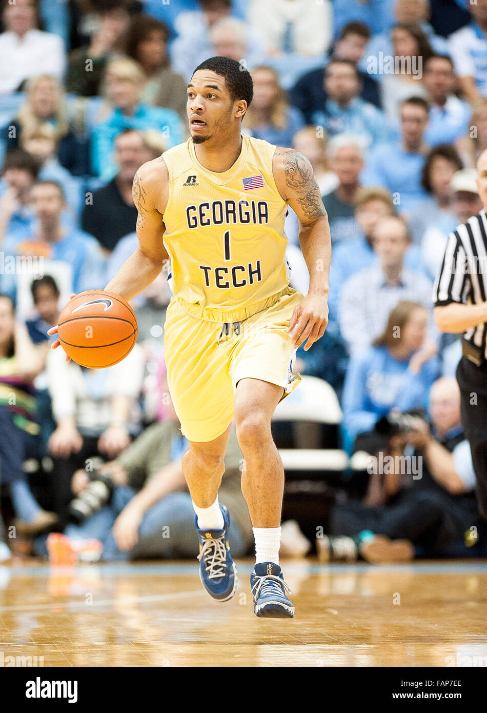 Georgia tech yellow jackets mens basketball hi-res stock photography ...