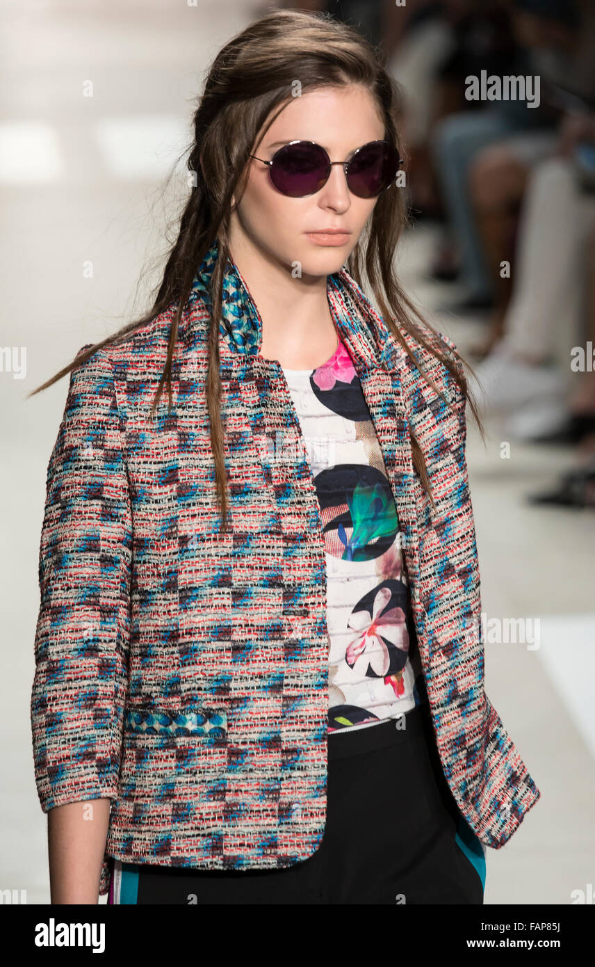 New York, NY - September 11, 2015: Laura Winges walks the runway at the ...