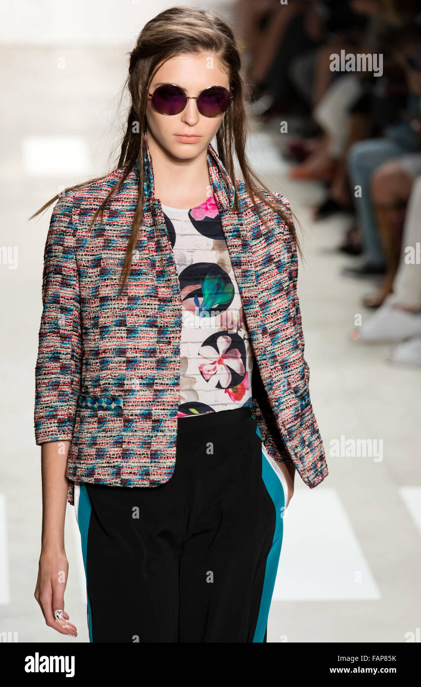 New York, NY - September 11, 2015: Laura Winges walks the runway at the ...