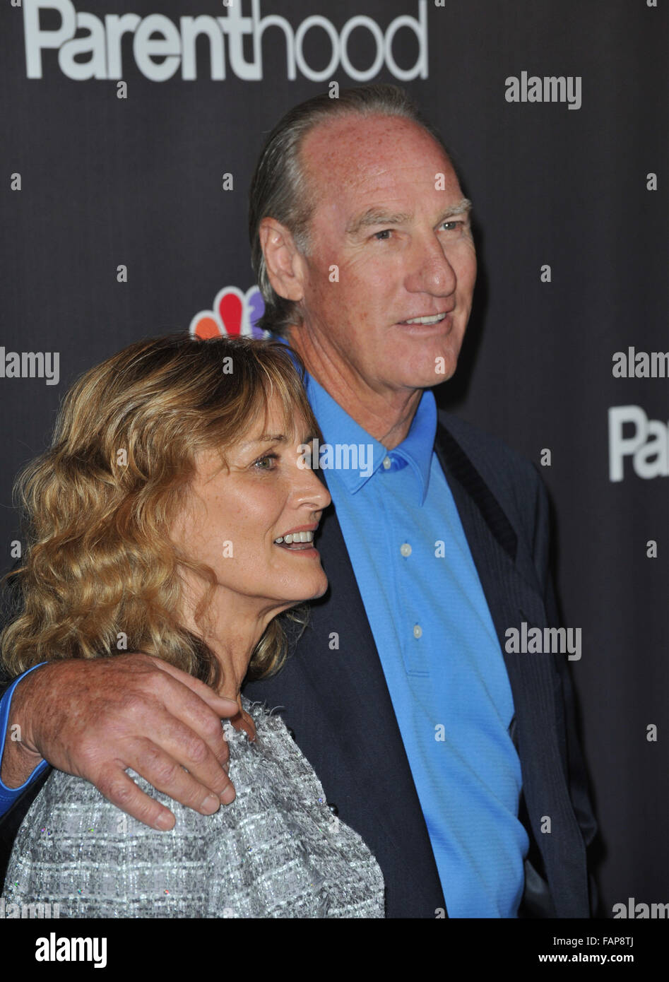 LOS ANGELES, CA - FEBRUARY 22, 2010: Craig T. Nelson & wife at the ...
