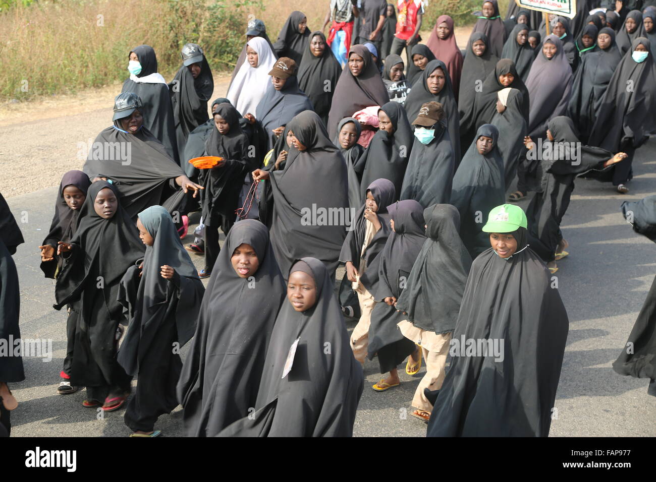 Nigerian Shiites marching at Kaduna road Stock Photo - Alamy