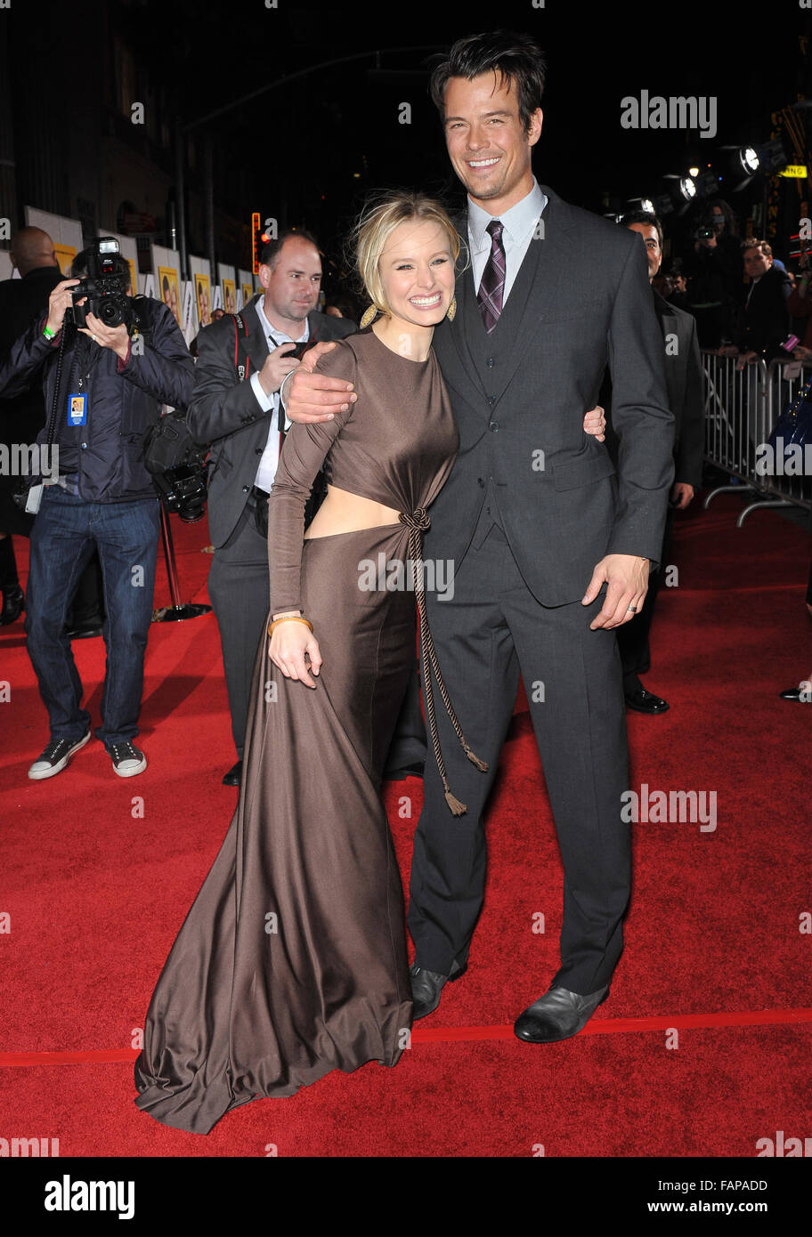 LOS ANGELES, CA - JANUARY 27, 2010: Kristen Bell & Josh Duhamel at the ...