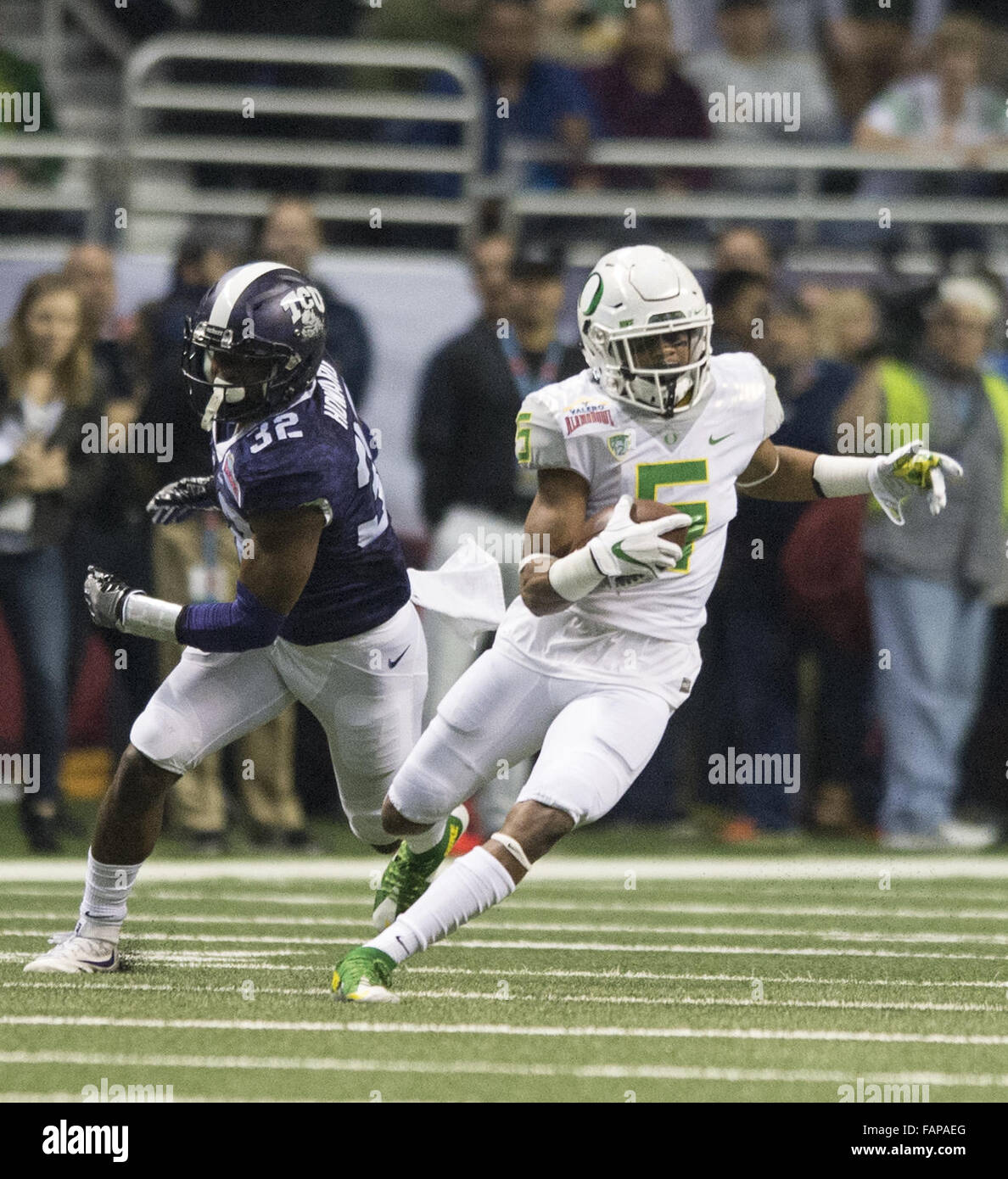 San Antonio, Texas, US. 3rd Jan, 2016. NCAA Football Valero Alamo Bowl ...