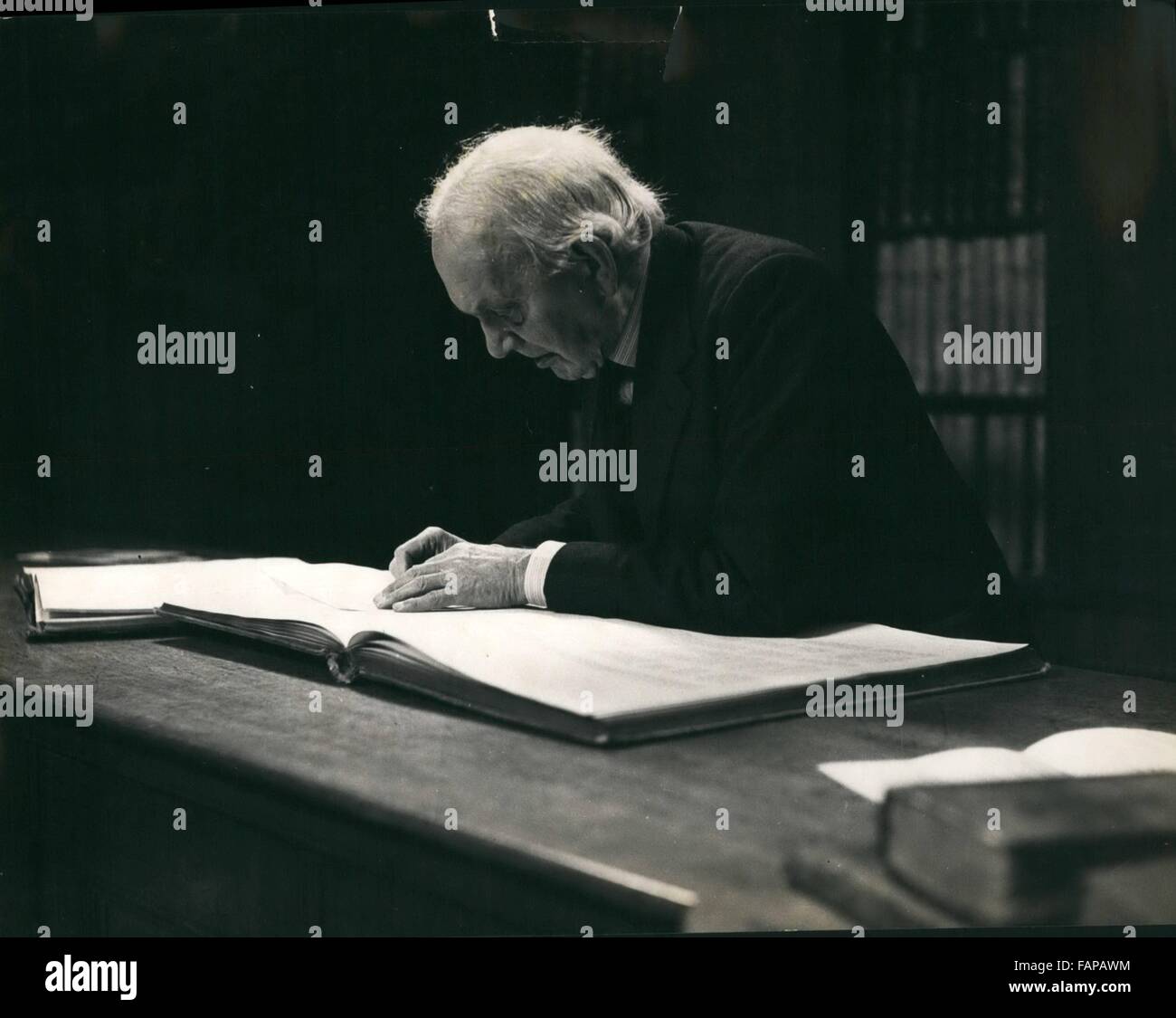 King arthur arms hi-res stock photography and images - Alamy