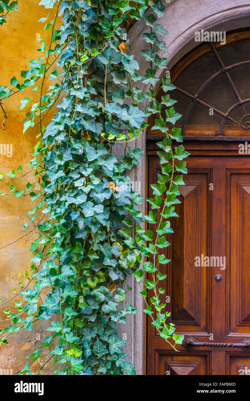 Monti area of rome hi-res stock photography and images - Alamy