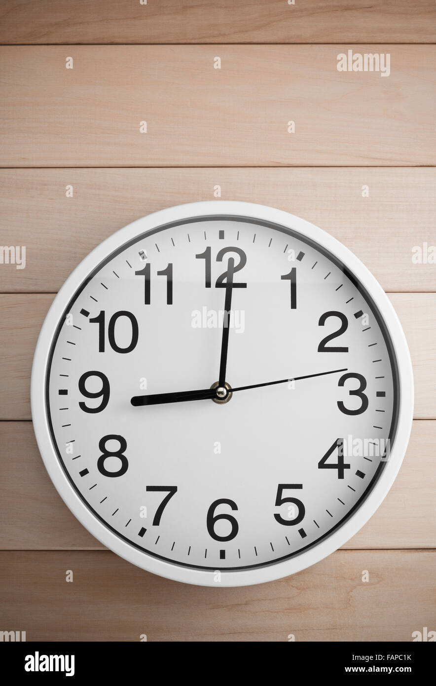 School wall clock hi-res stock photography and images - Alamy