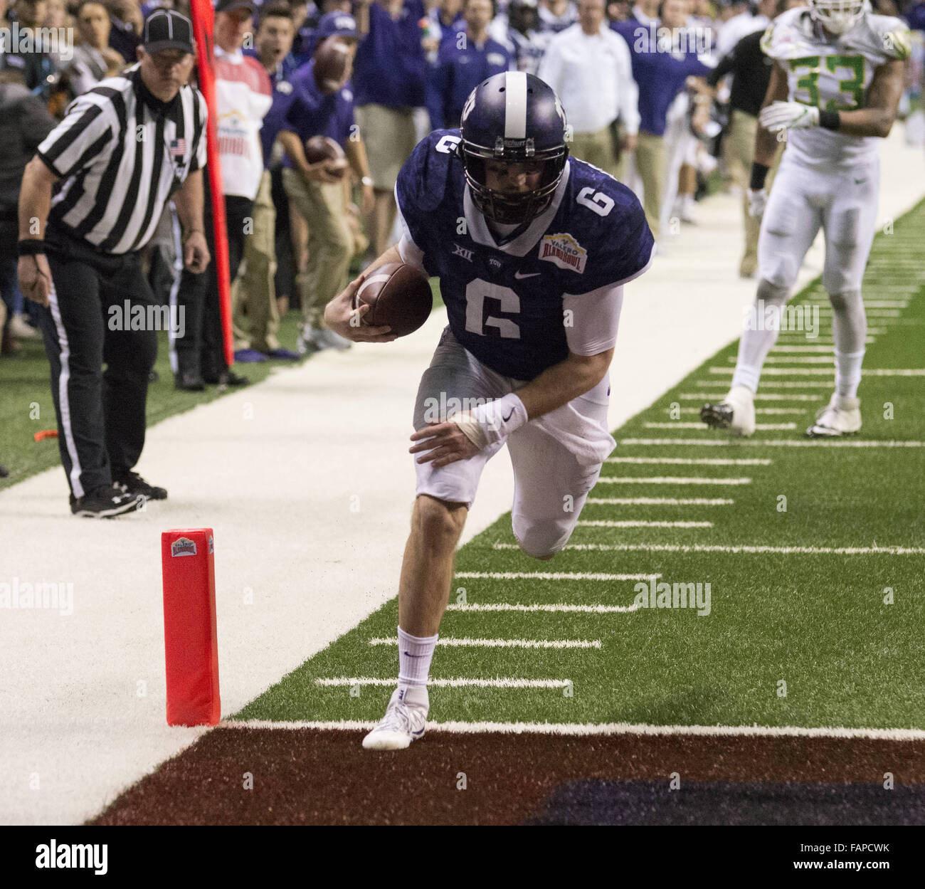 2016 valero alamo bowl hi-res stock photography and images - Alamy