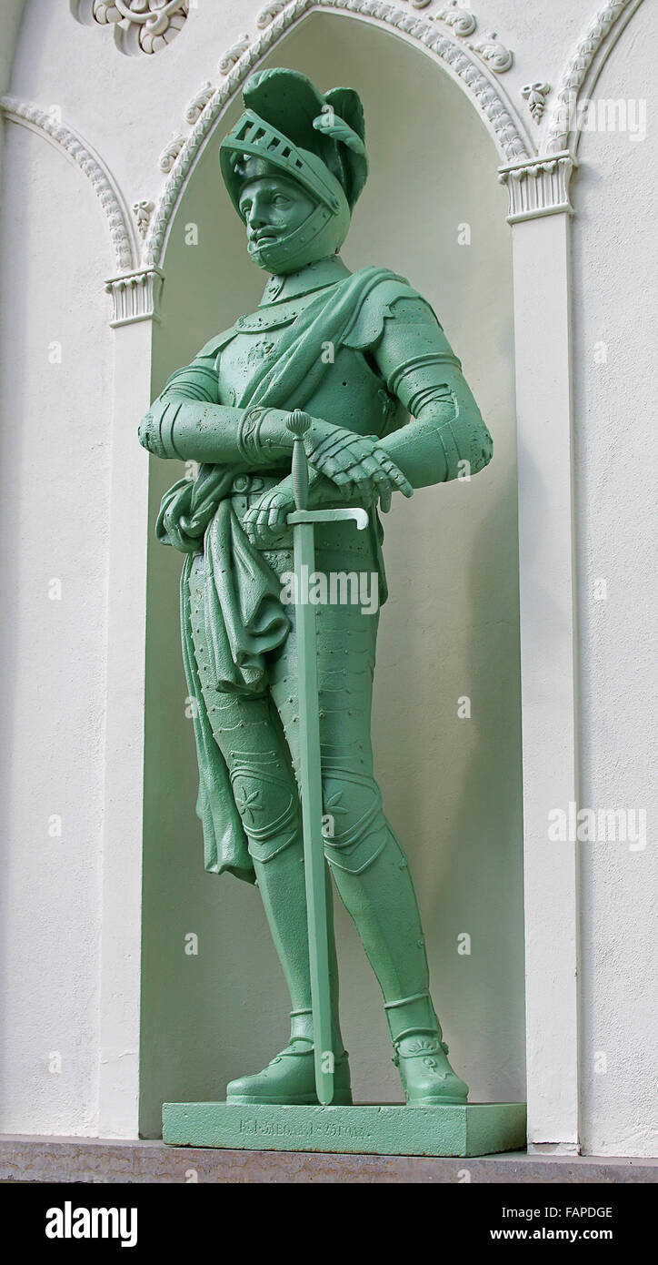 Sculpture of a medieval knight on the building Stock Photo - Alamy