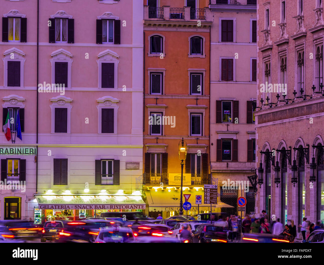 Piazza Venezia, Rome, Italy Stock Photo - Alamy