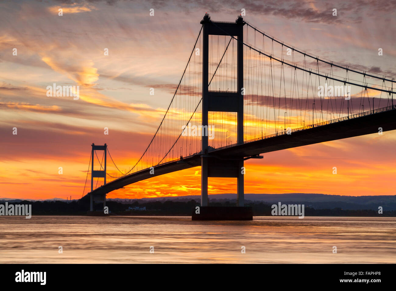 First severn bridge hi-res stock photography and images - Alamy