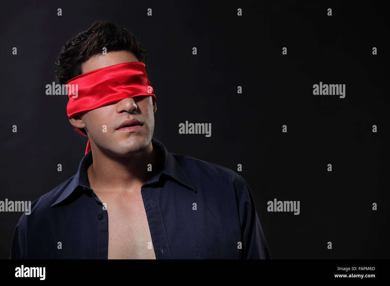 Blindfolded head hi-res stock photography and images - Alamy