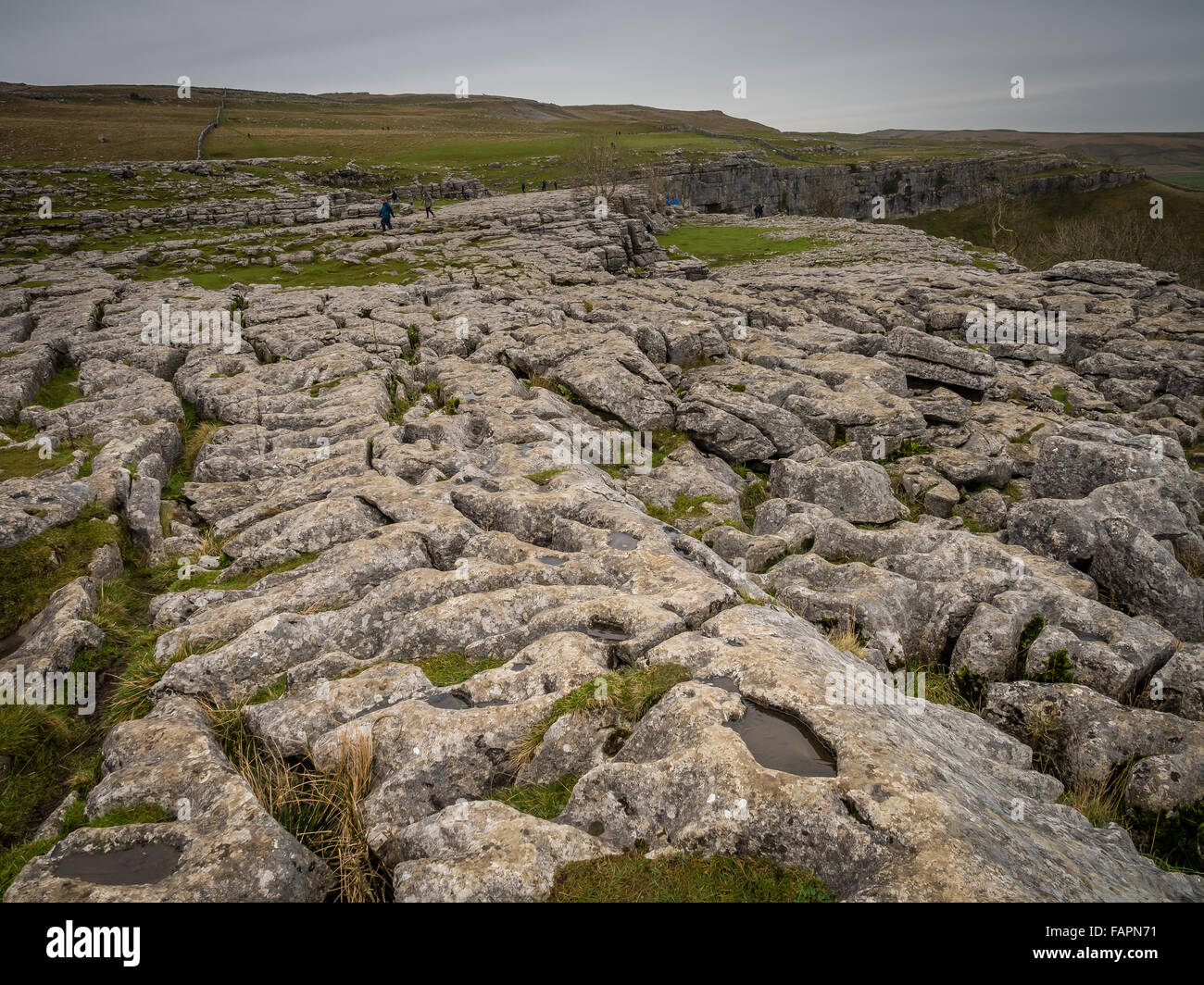Malham Cove limestone pavement Stock Photo - Alamy