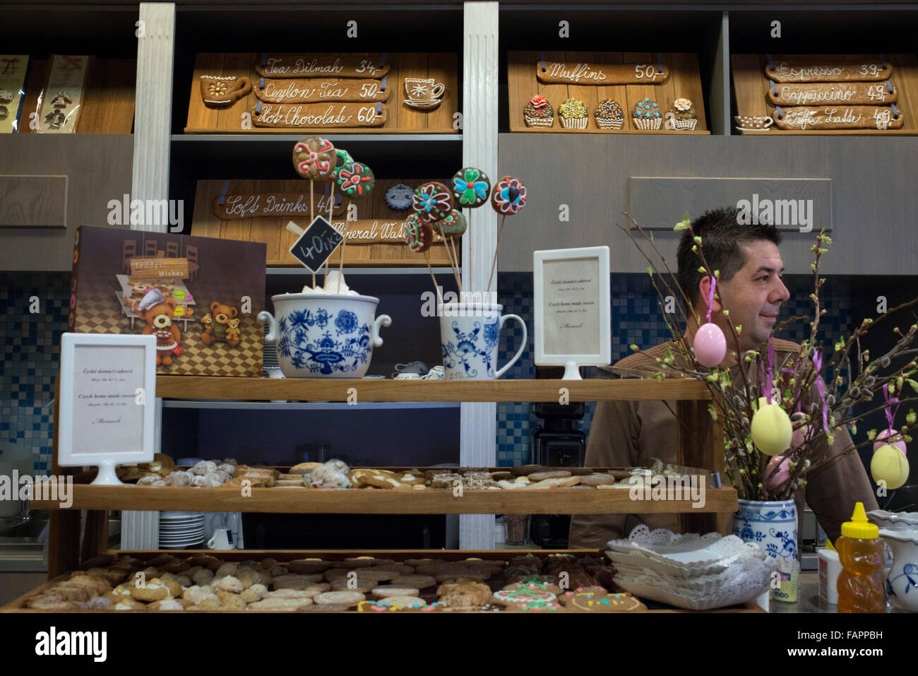 Shop specializing in gingerbread cookies. Even conducts workshops for ...