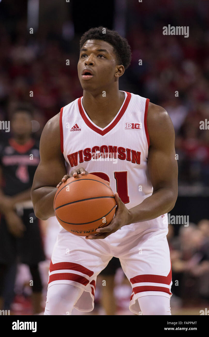 Madison, WI, USA. 2nd Jan, 2016. Wisconsin Badgers forward Khalil ...