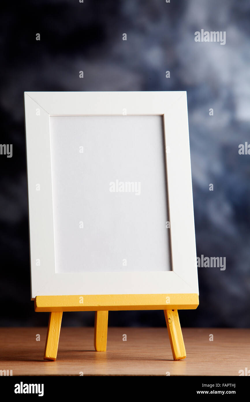 Table picture frame hi-res stock photography and images - Alamy