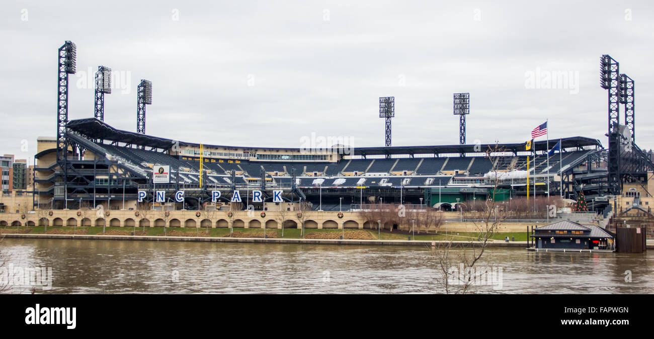 Pittsburgh pirates stadium hi-res stock photography and images - Alamy