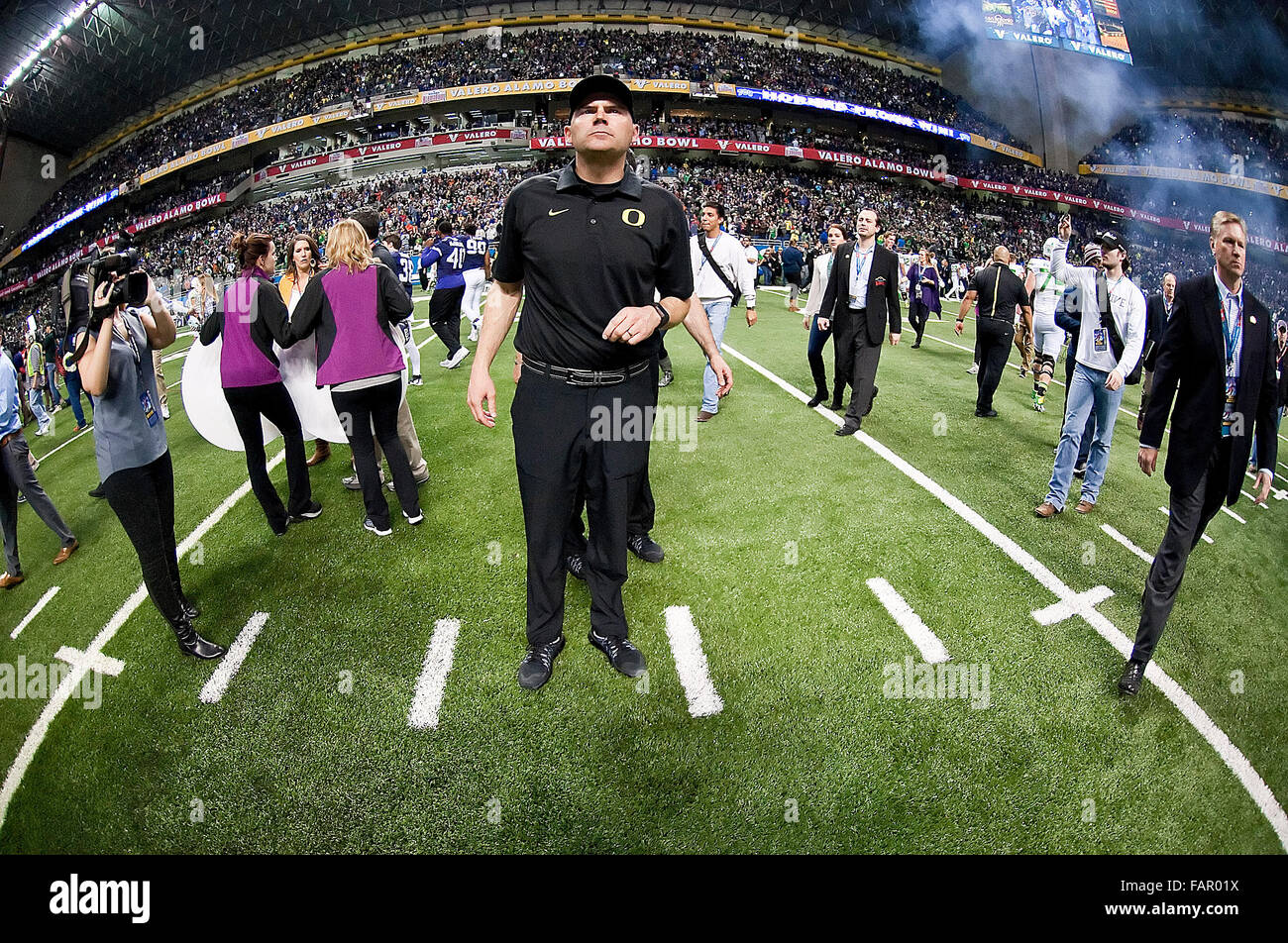 2016 valero alamo bowl hi-res stock photography and images - Alamy